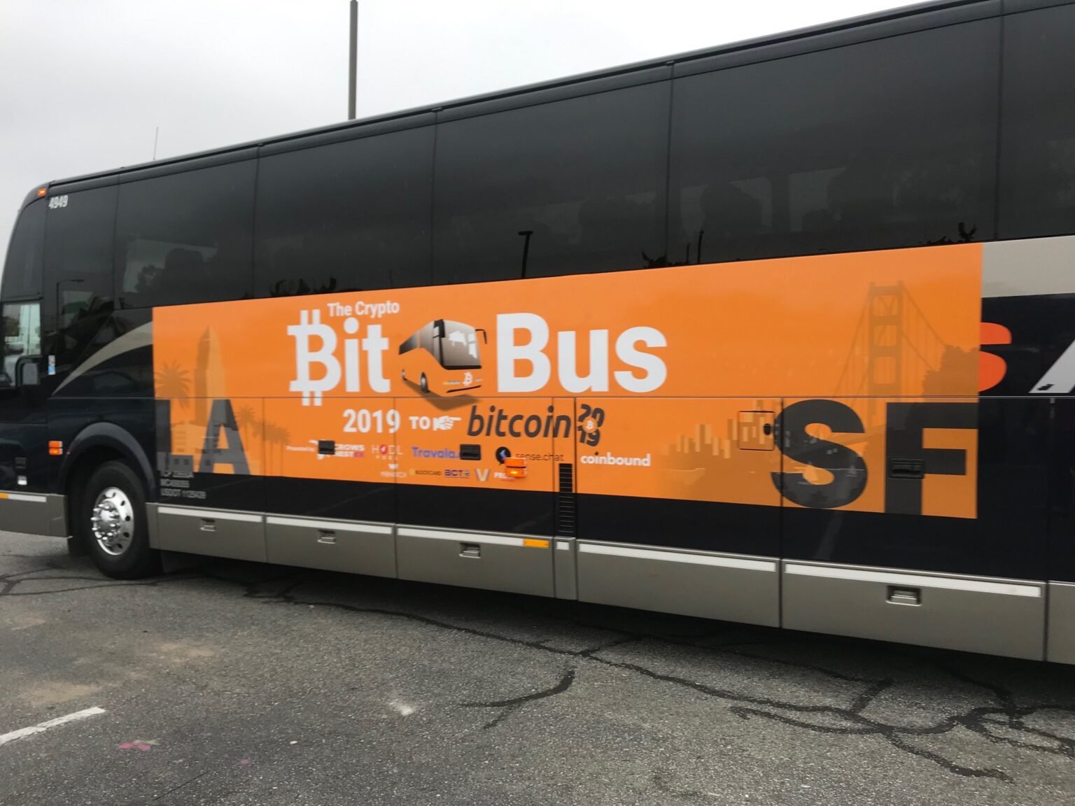 Bus Bitcoin Crypto BitBus Inilah Angkutan Peserta Konferensi Bitcoin 2019